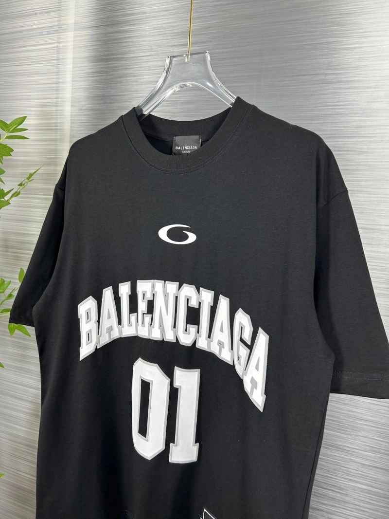 Inexpensive Balenciaga T-Shirts