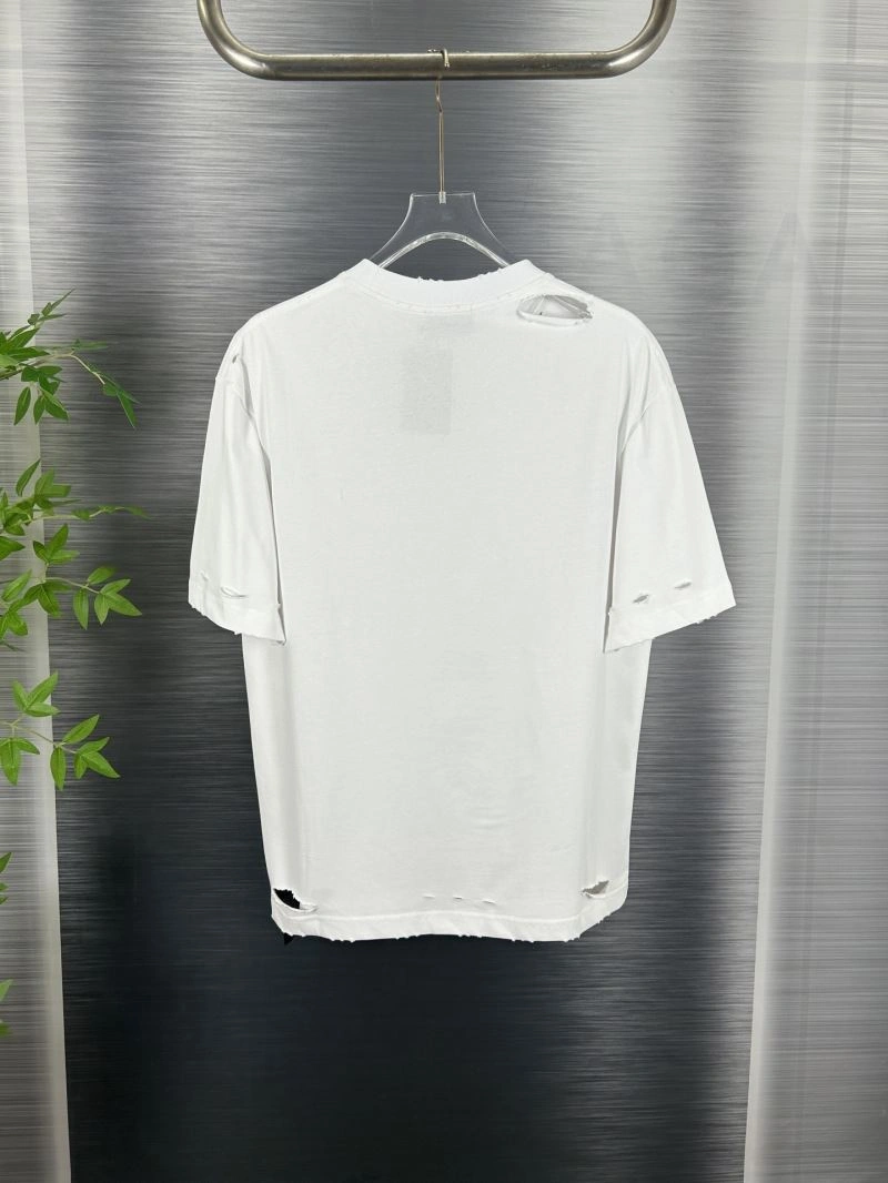 Bargain Balenciaga T-Shirts