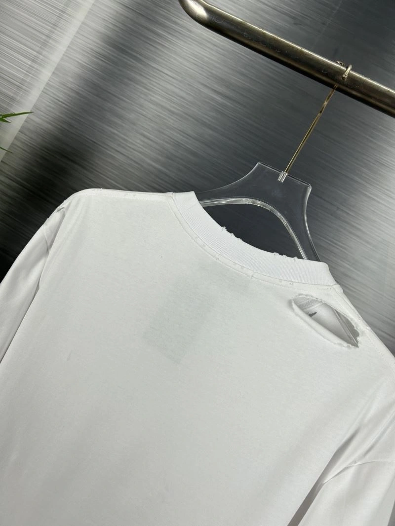 Bargain Balenciaga T-Shirts