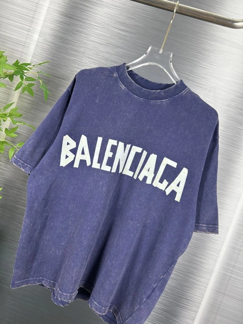 Bargain Balenciaga T-Shirts