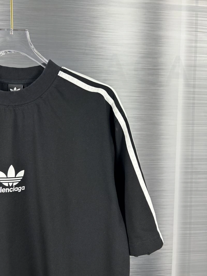 Accurate model Balenciaga T-Shirts