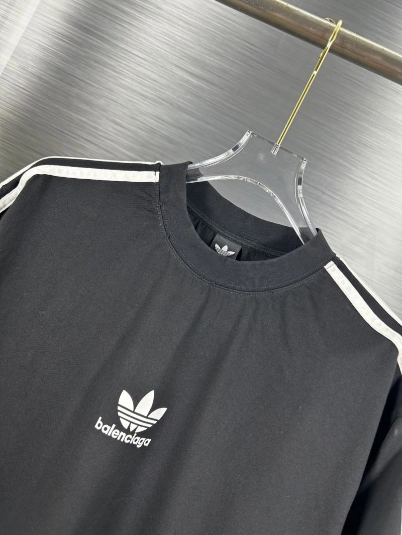 Accurate model Balenciaga T-Shirts