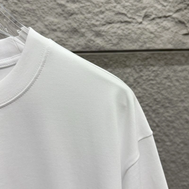 Bargain Balenciaga T-Shirts