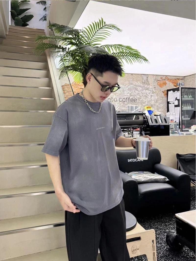 Discounted Balenciaga T-Shirts
