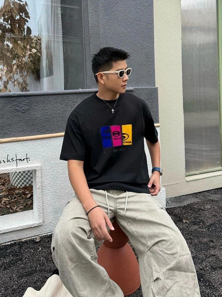 Reasonably priced Balenciaga T-Shirts