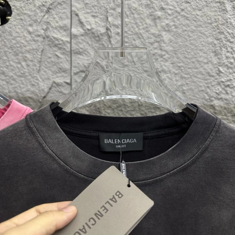 Low-cost Balenciaga T-Shirts