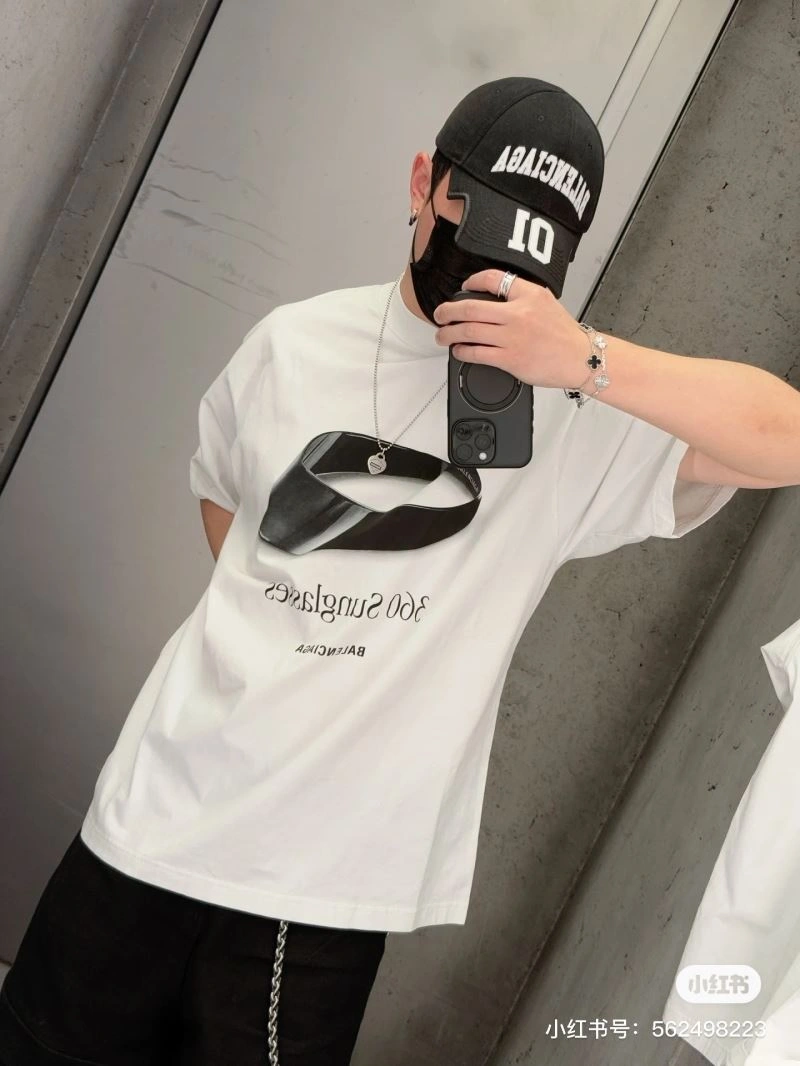Affordable Balenciaga T-Shirts
