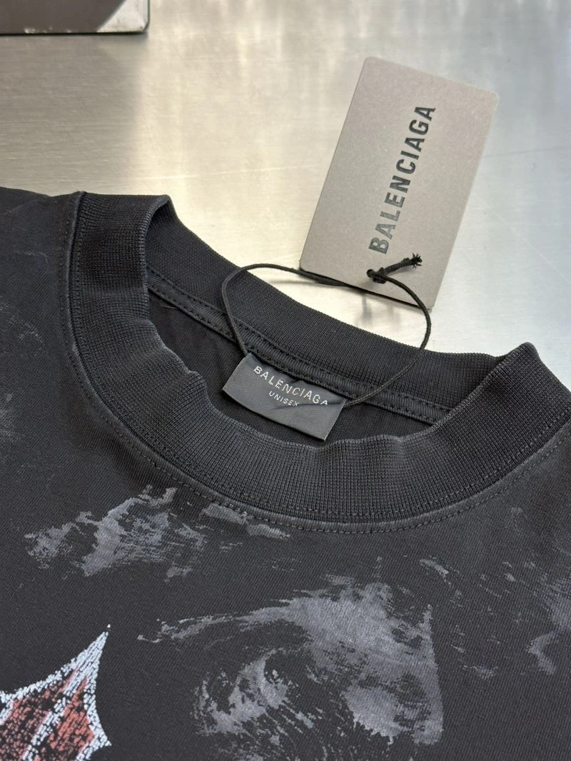 Low-cost Balenciaga T-Shirts
