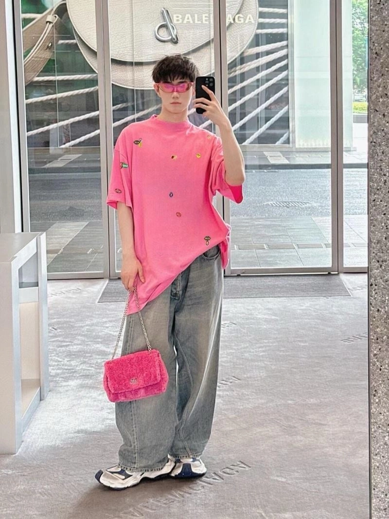 Precise copy Balenciaga T-Shirts