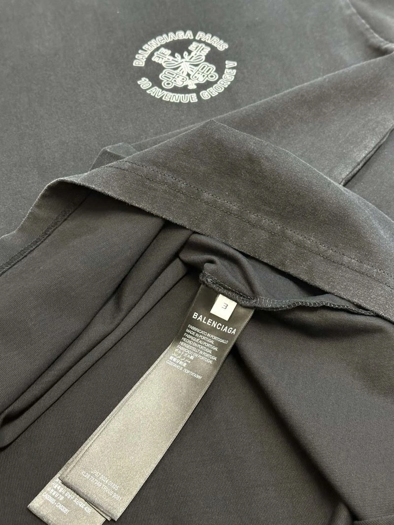 Bargain Balenciaga T-Shirts