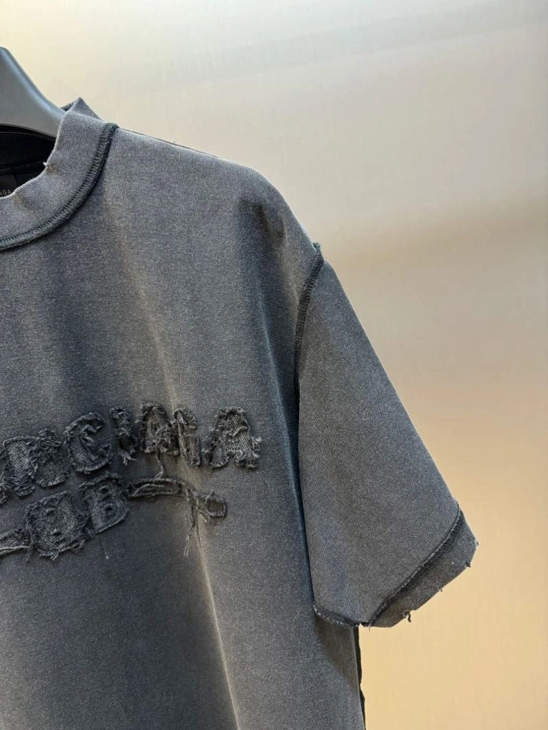 Low-cost Balenciaga T-Shirts