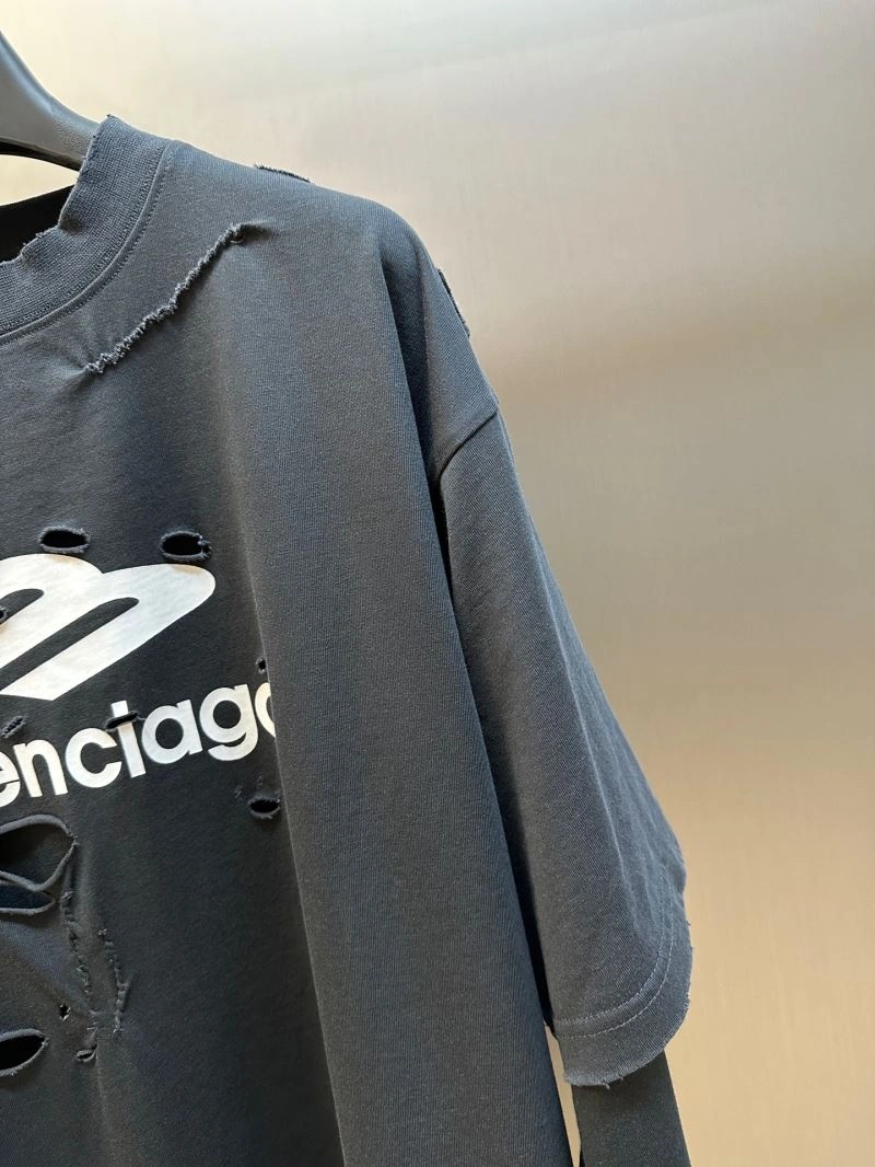 Bargain Balenciaga T-Shirts