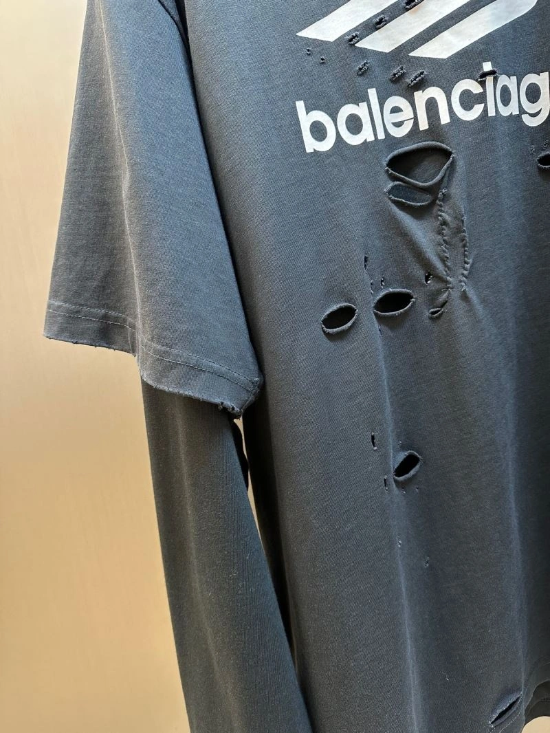 Bargain Balenciaga T-Shirts