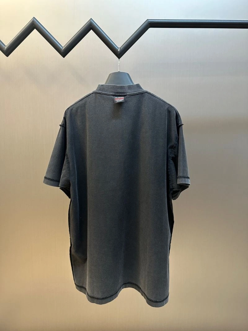 Accurate model Balenciaga T-Shirts