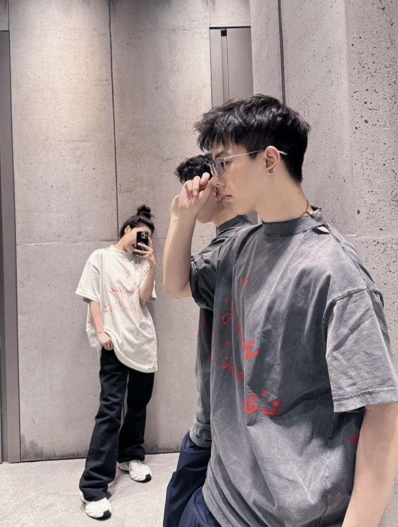 Affordable Balenciaga T-Shirts