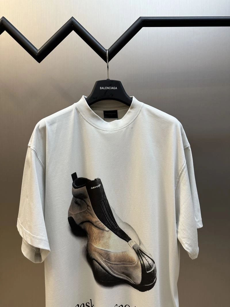 Top match Balenciaga T-Shirts