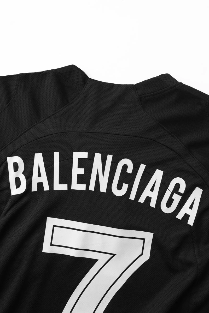 Exact replica Balenciaga T-Shirts