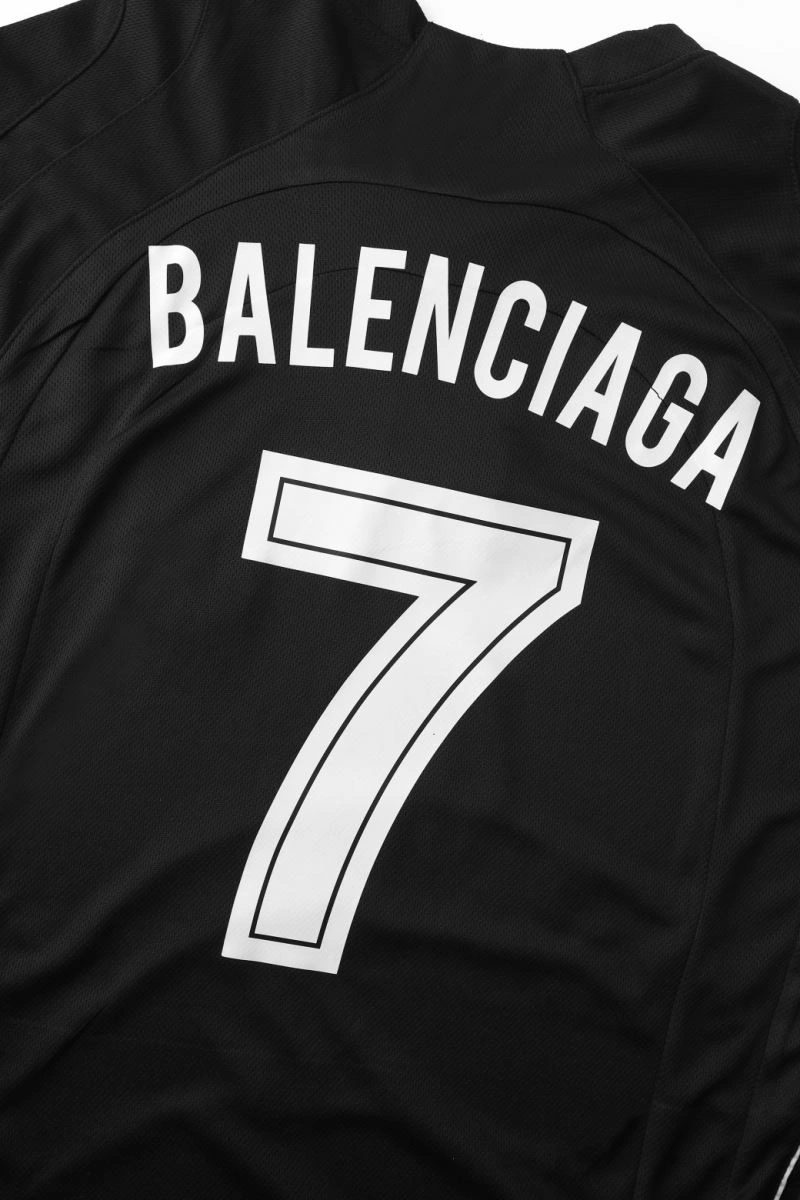Exact replica Balenciaga T-Shirts