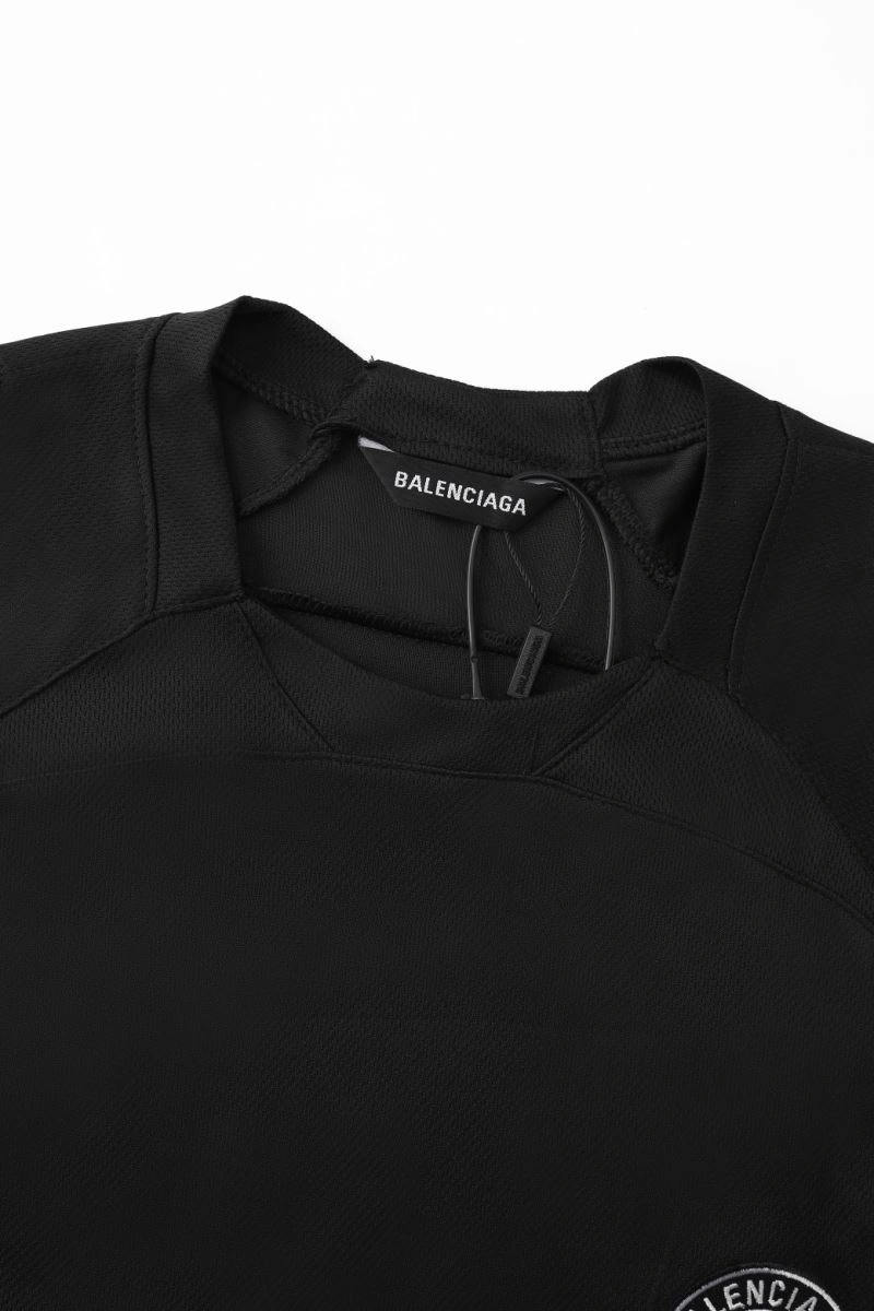 Exact replica Balenciaga T-Shirts
