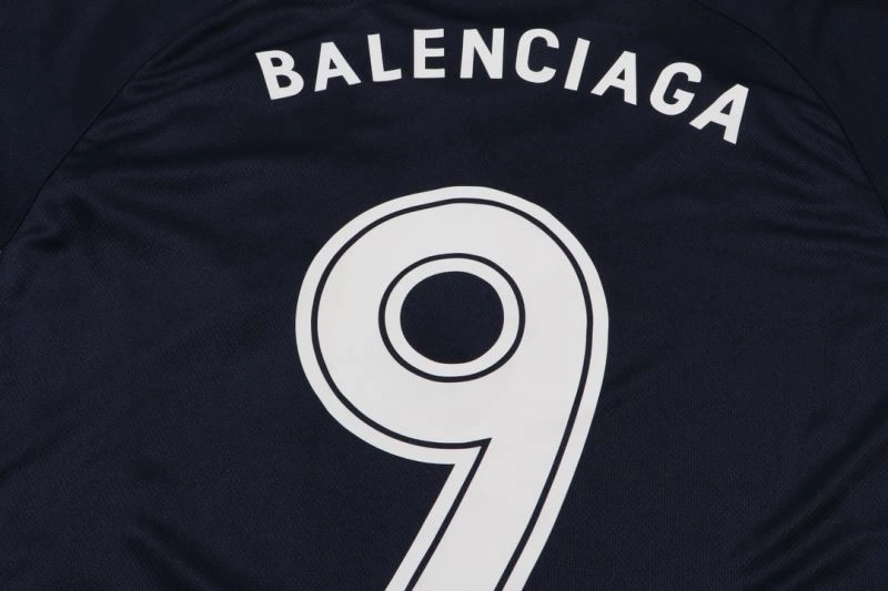 Bargain Balenciaga T-Shirts