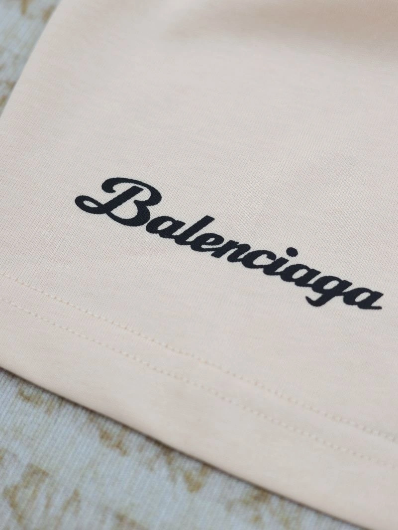 Inexpensive Balenciaga T-Shirts