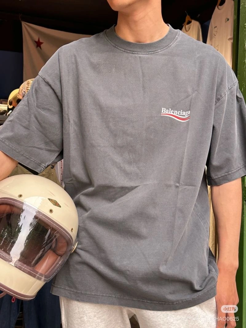 High fidelity Balenciaga T-Shirts