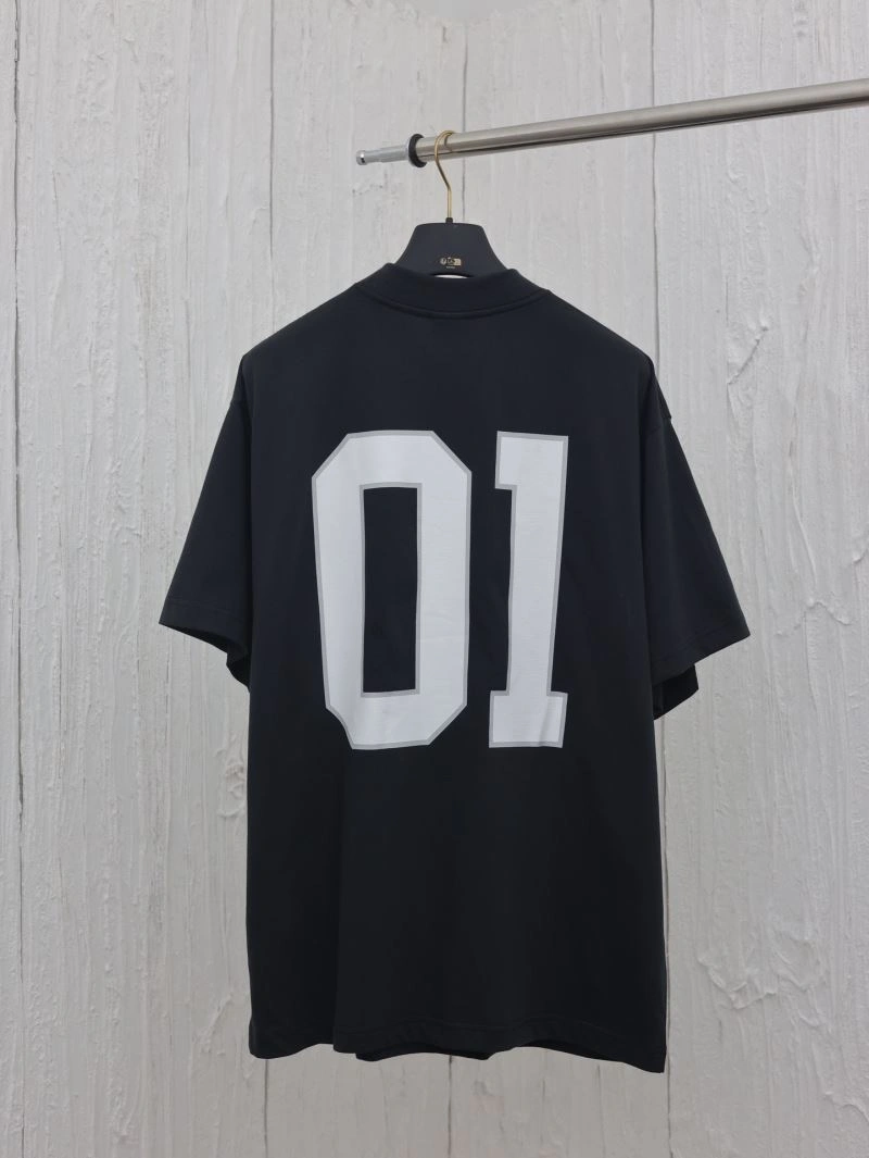 Accurate model Balenciaga T-Shirts