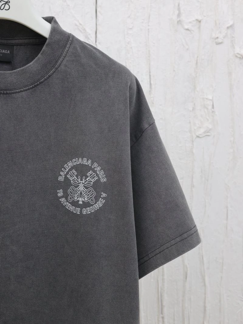 Indistinguishable Balenciaga T-Shirts