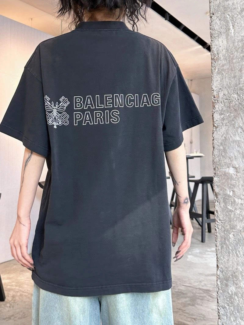 Indistinguishable Balenciaga T-Shirts