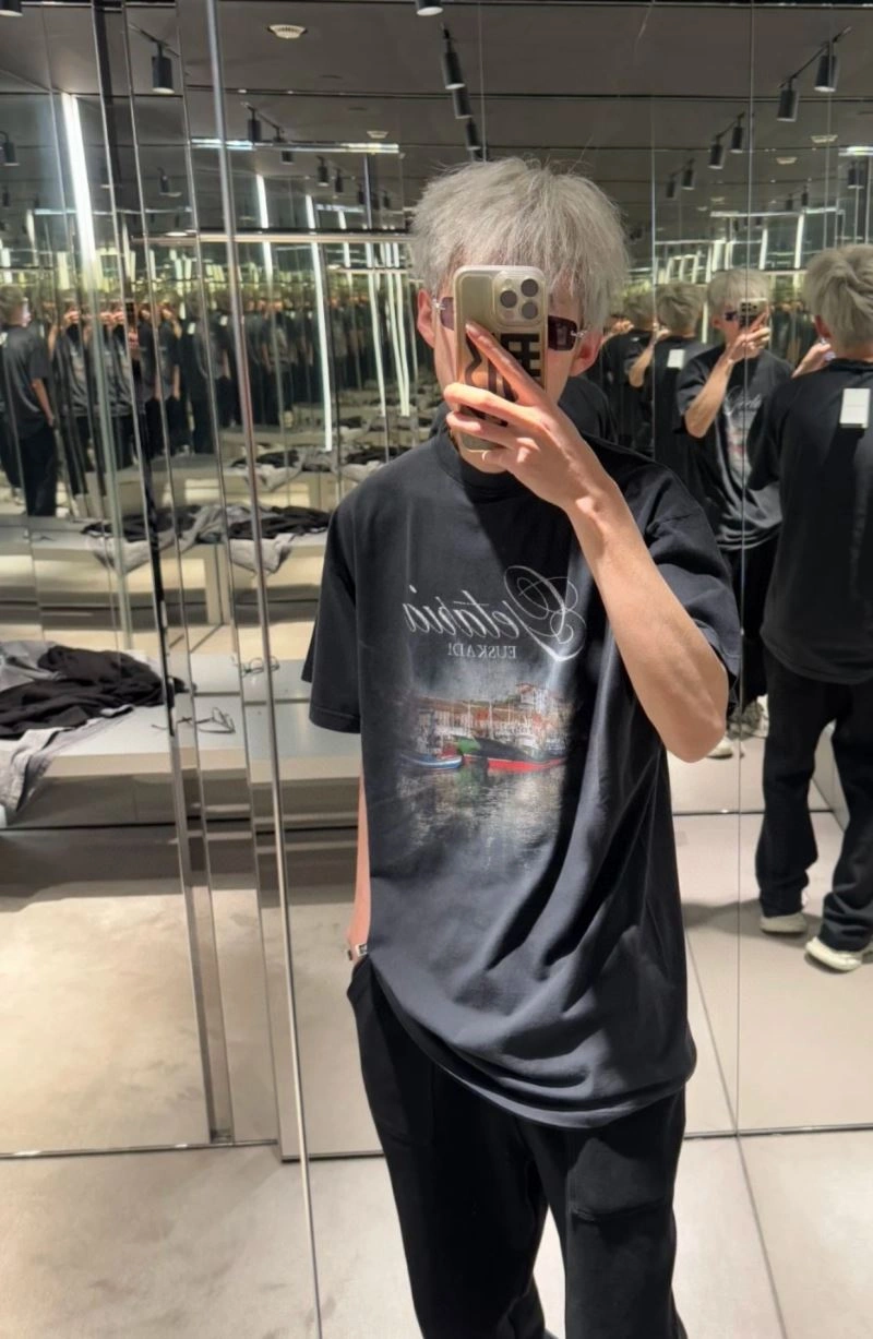 Official Balenciaga T-Shirts