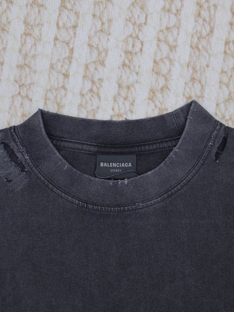 Inexpensive Balenciaga T-Shirts