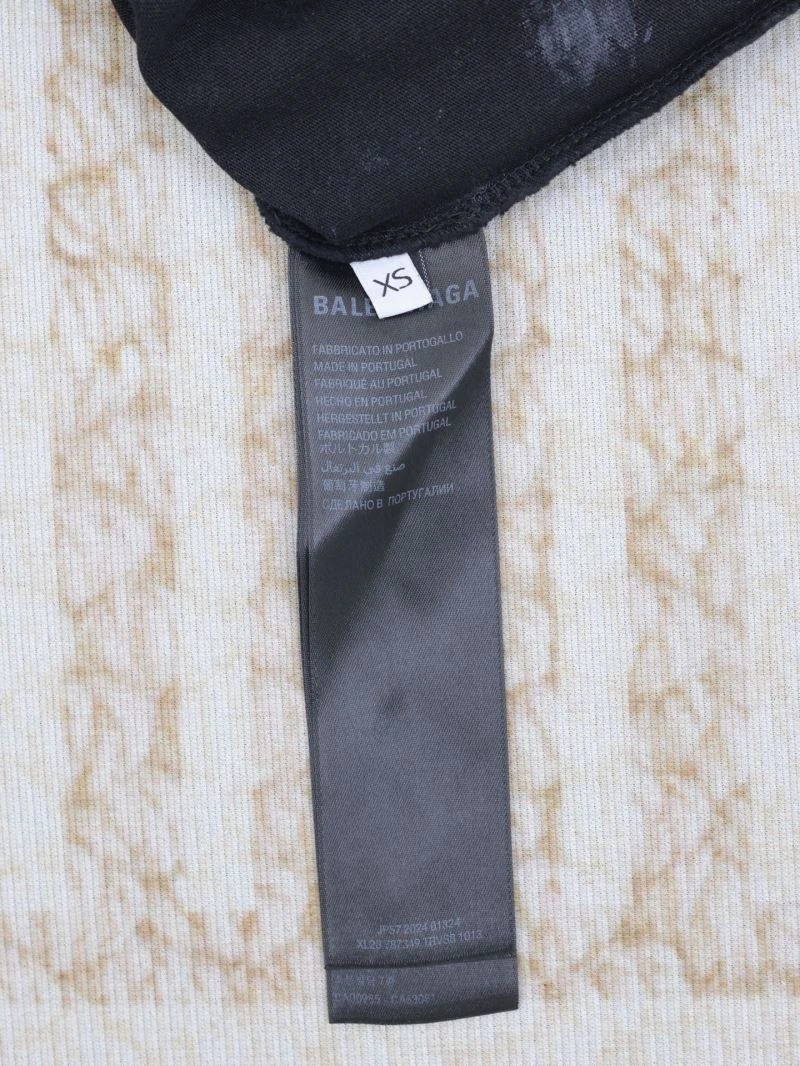 Reasonably priced Balenciaga T-Shirts