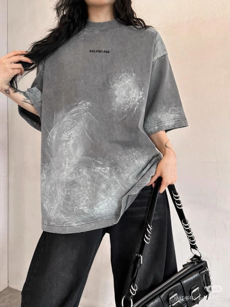 Reasonably priced Balenciaga T-Shirts