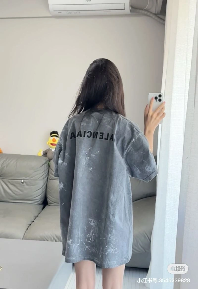 Reasonably priced Balenciaga T-Shirts