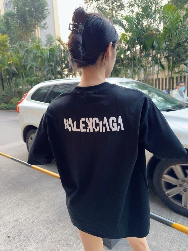 Low-cost Balenciaga T-Shirts