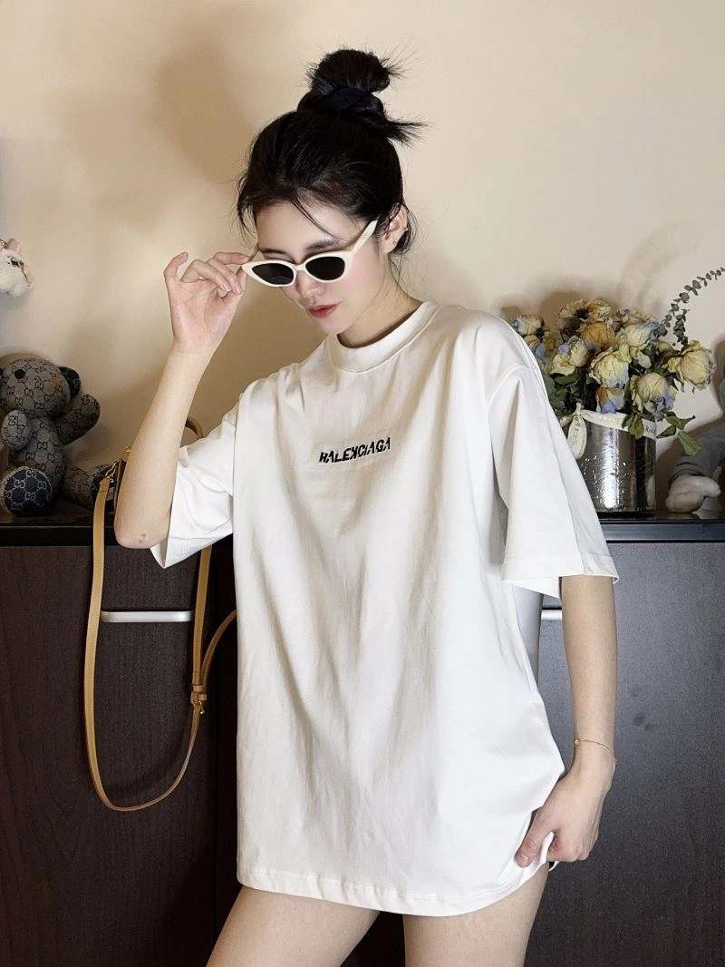 Economical Balenciaga T-Shirts