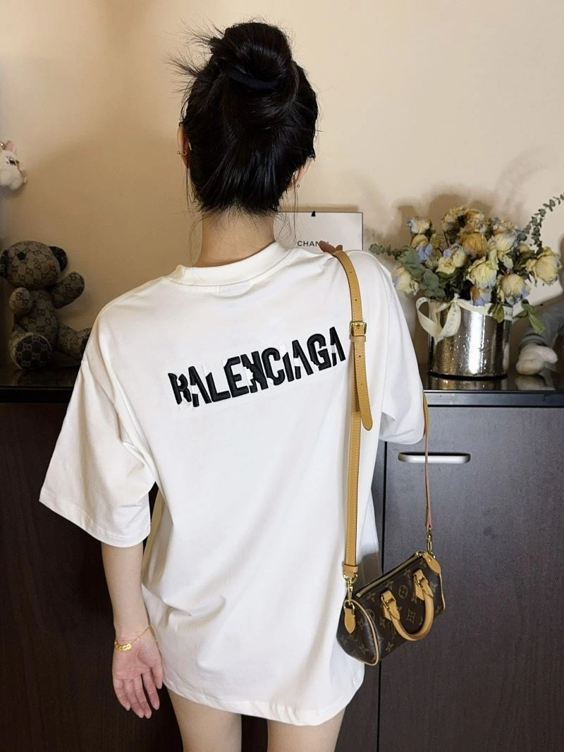 Economical Balenciaga T-Shirts