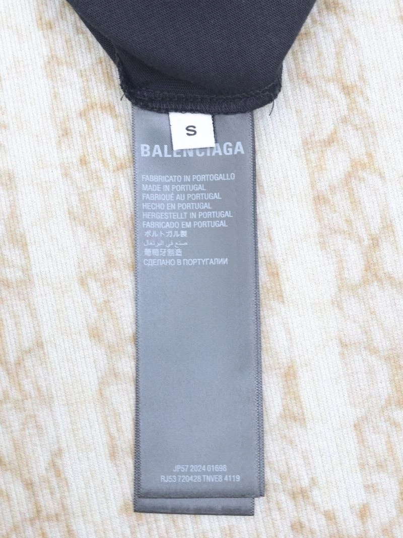 Bargain Balenciaga T-Shirts