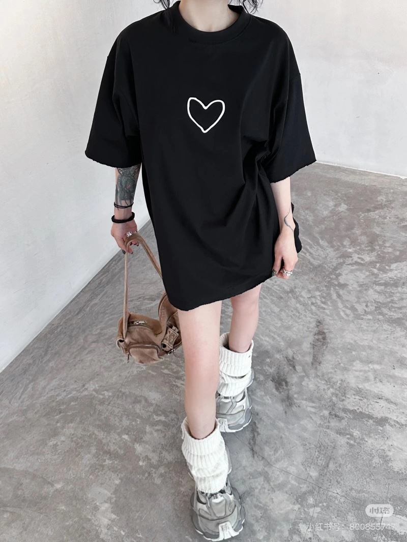 Bargain Balenciaga T-Shirts