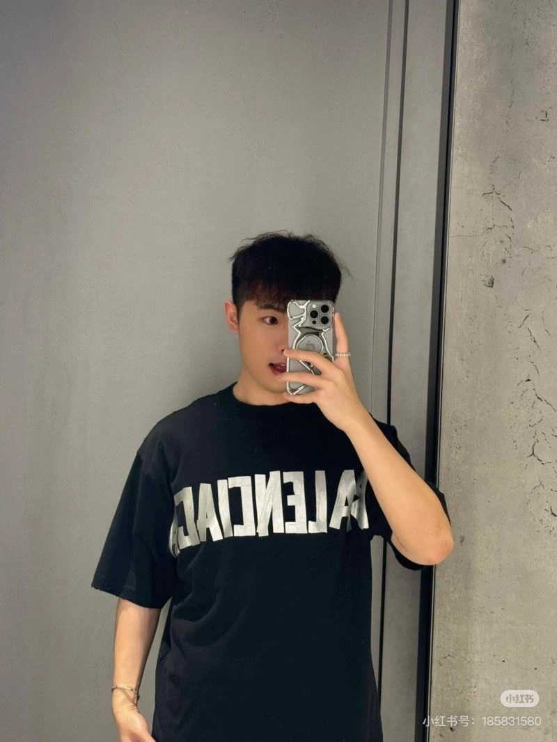 Indistinguishable Balenciaga T-Shirts