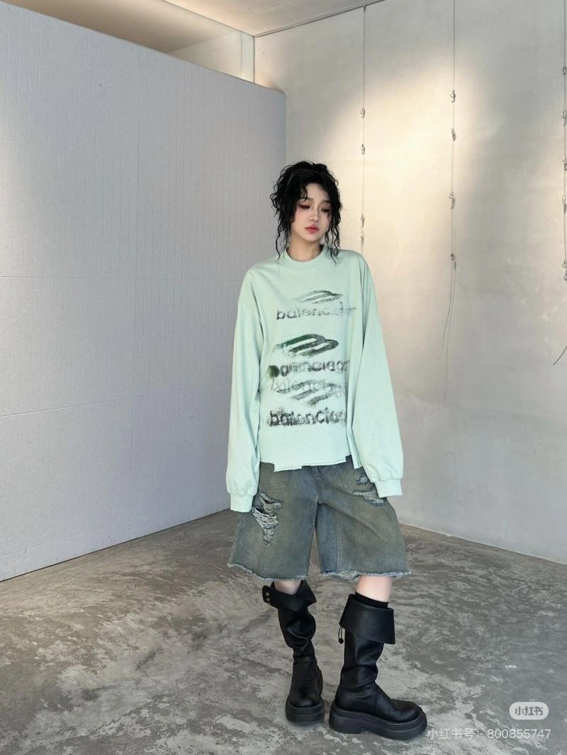Accurate model Balenciaga T-Shirts