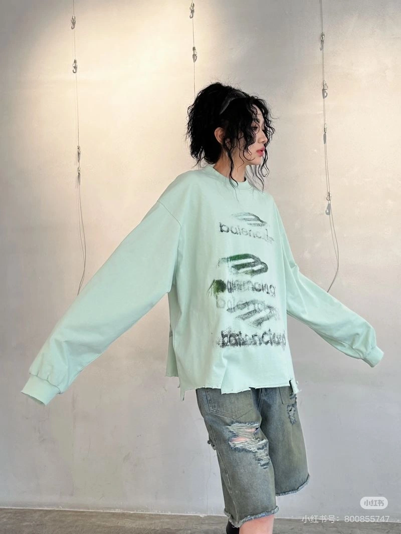 Accurate model Balenciaga T-Shirts