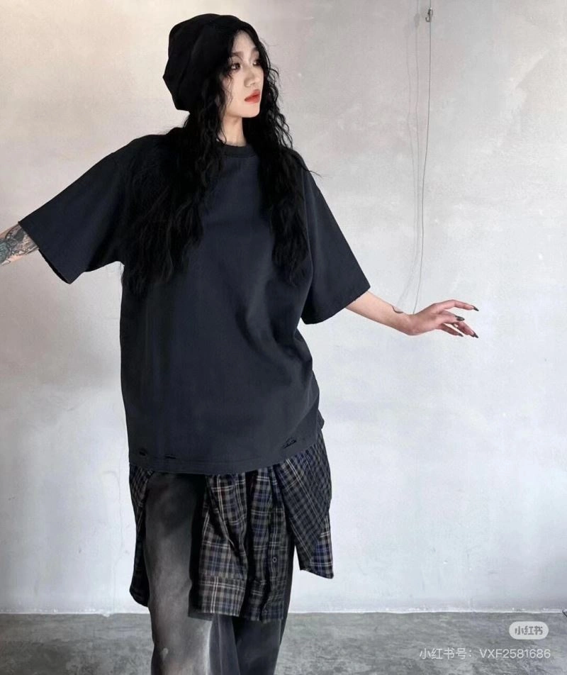 Top match Balenciaga T-Shirts