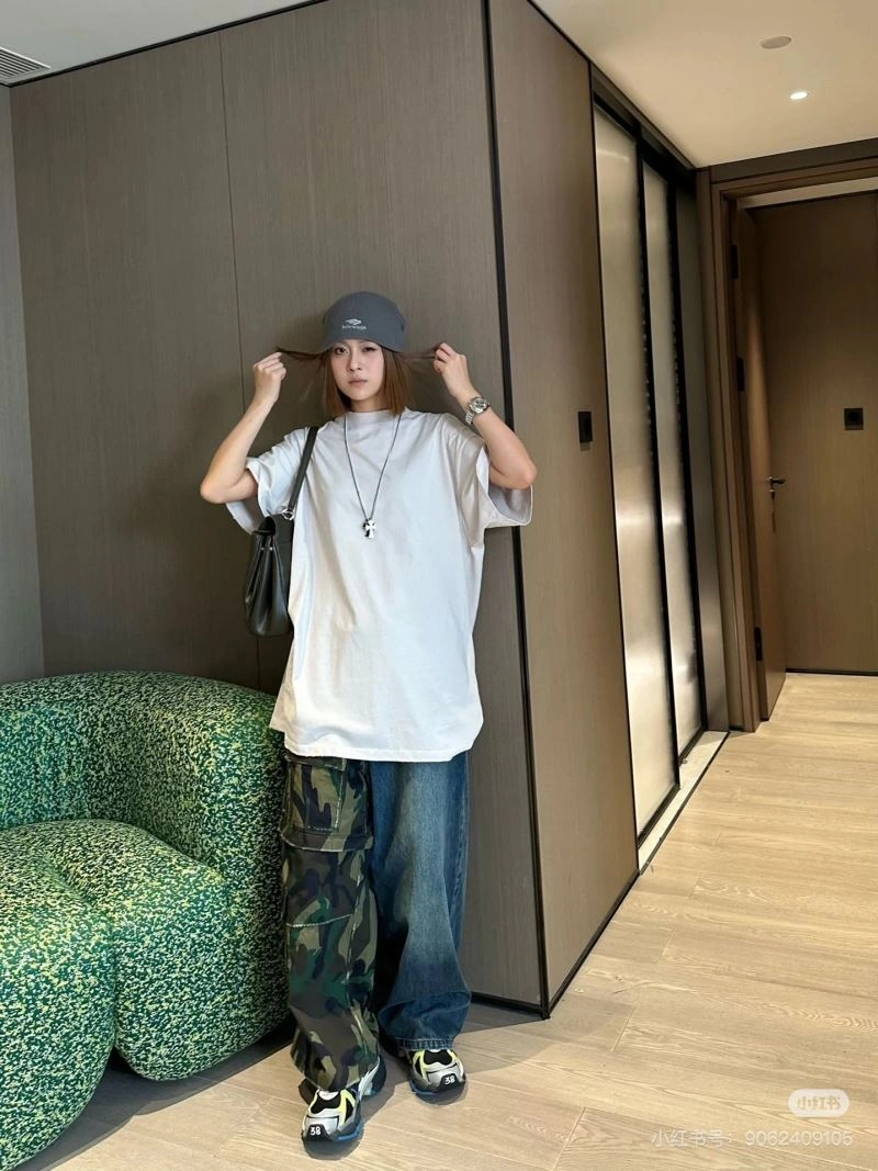 Top match Balenciaga T-Shirts
