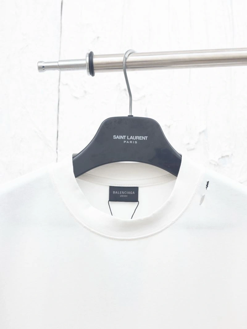 Exact replica Balenciaga T-Shirts
