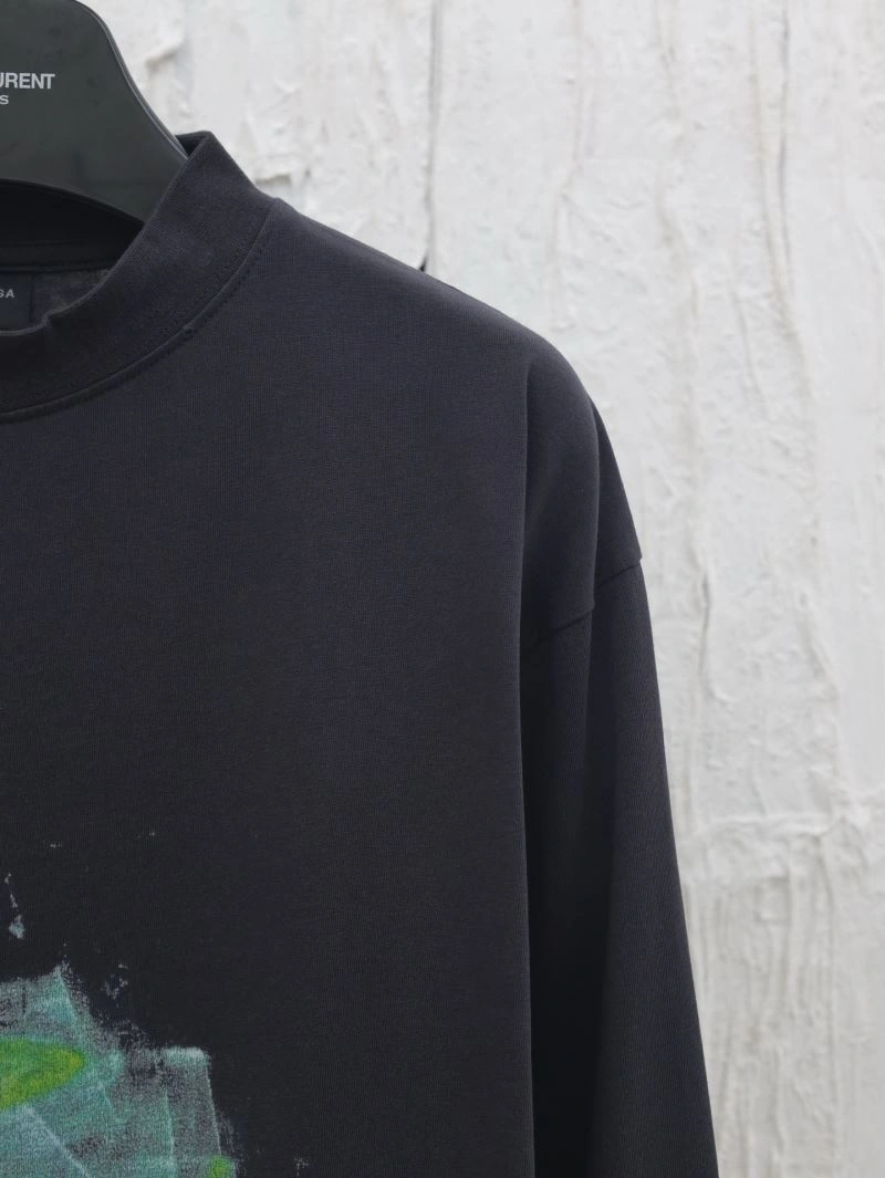 Indistinguishable Balenciaga T-Shirts