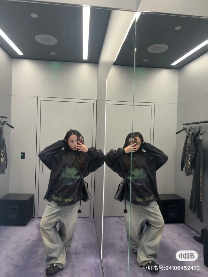 Indistinguishable Balenciaga T-Shirts