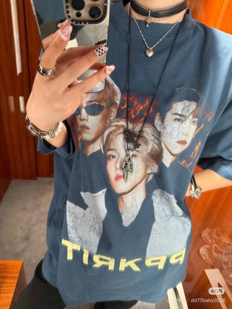Exact replica Balenciaga T-Shirts