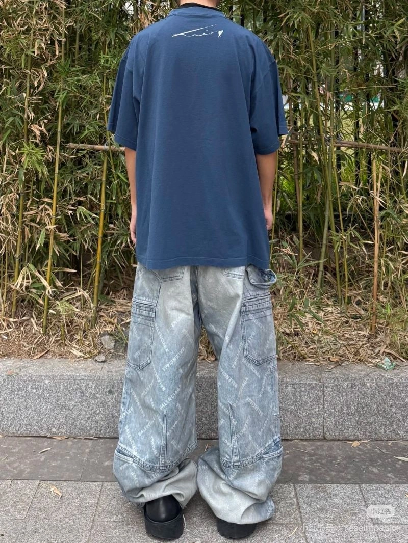 Exact replica Balenciaga T-Shirts