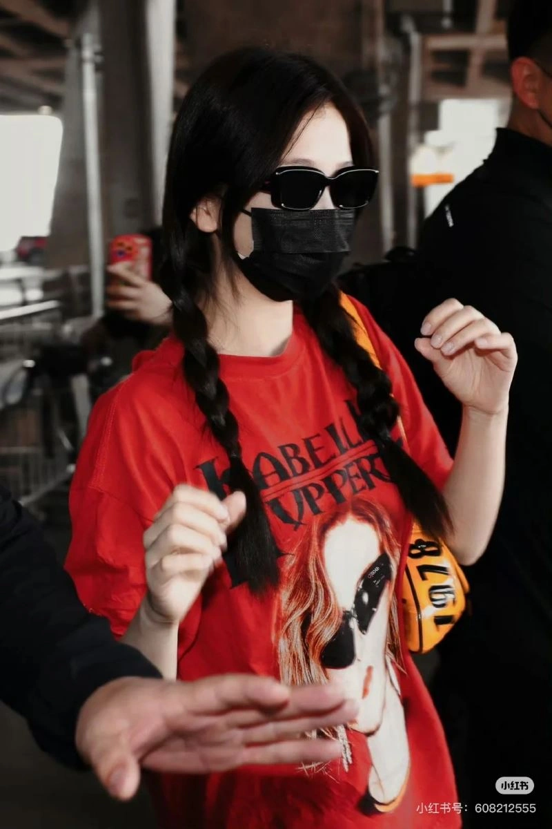 Indistinguishable Balenciaga T-Shirts